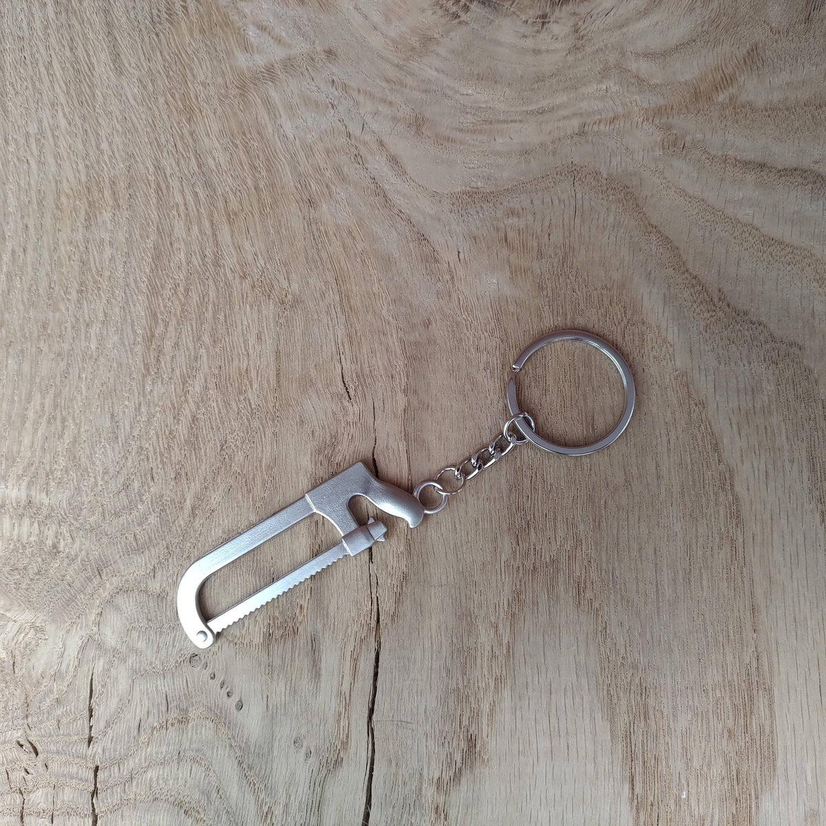 Metal Saw Handyman Keyring Carpenter Construction Builder | CarbonTeq UK